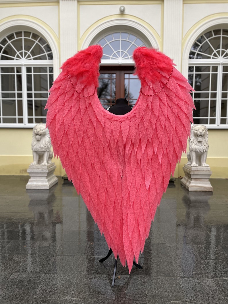 Large Red Angel Wings Costume Cosplay for a Photo Shoot on - Etsy