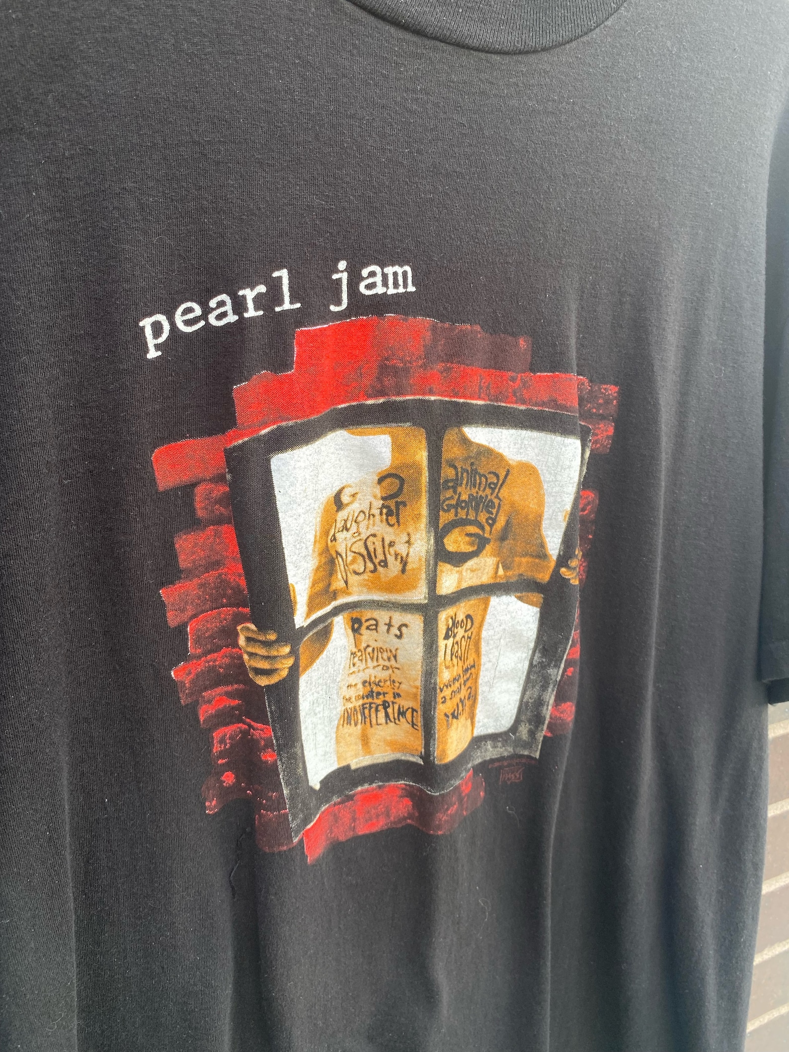 Vintage 90s Pearl Jam Window Pane / Pain Graphic / Vintage T-shirt ...