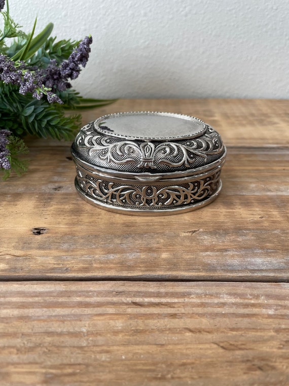 Vintage Oneida Silver Plate Keepsake Scroll Box - Etsy
