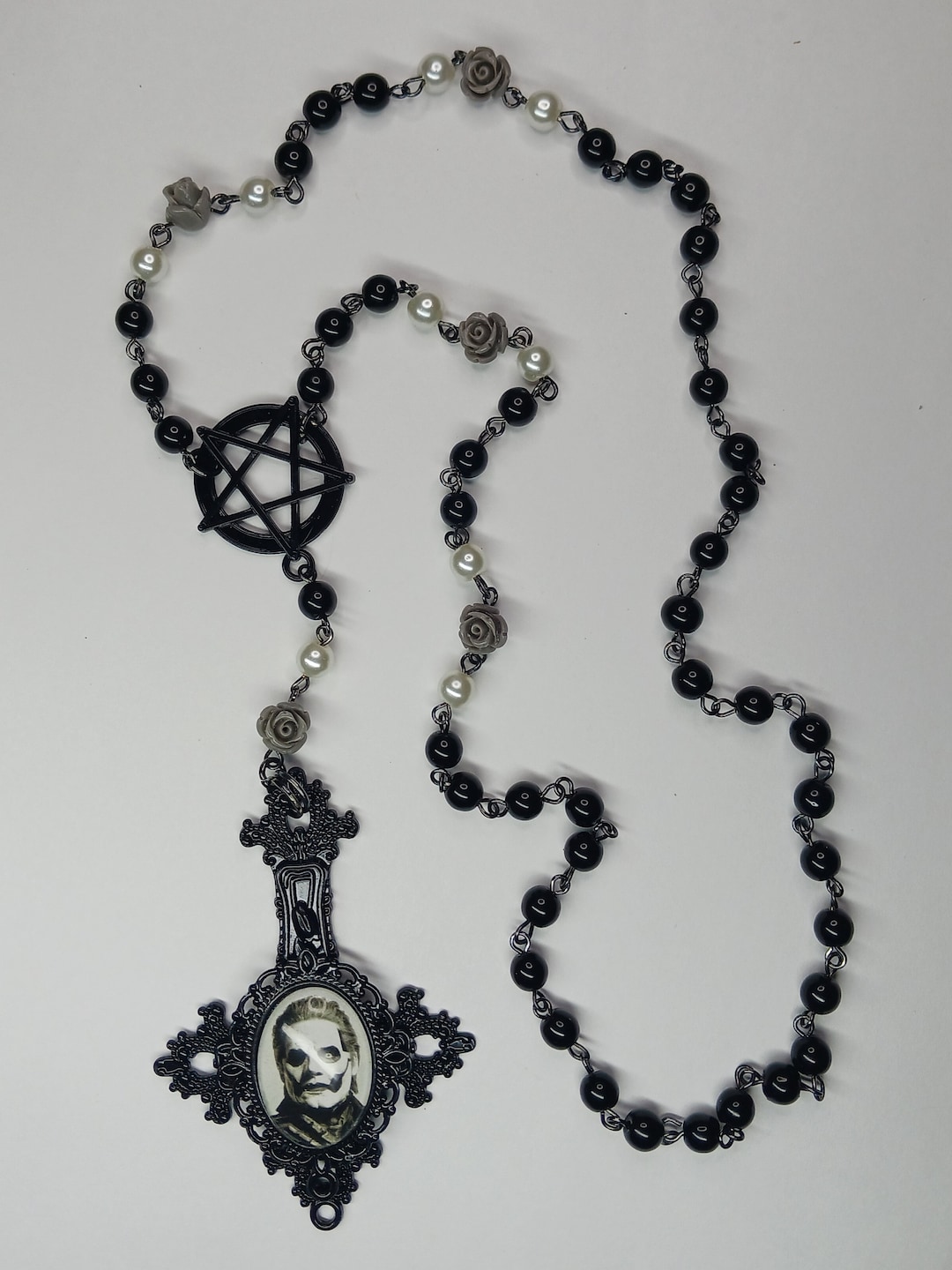 Portrait Pendant Inverted Cross Onyx and Rose Beads Rosary - Etsy