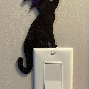 Spooky Cat Holding Bat, Halloween Wooden Door Accent, Spooky Decor, Cat ...