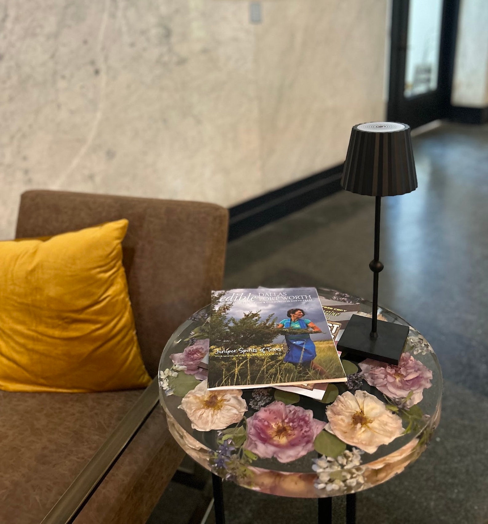 Custom Resin Floral Table, Flower Preservation, Floral Preservation ...