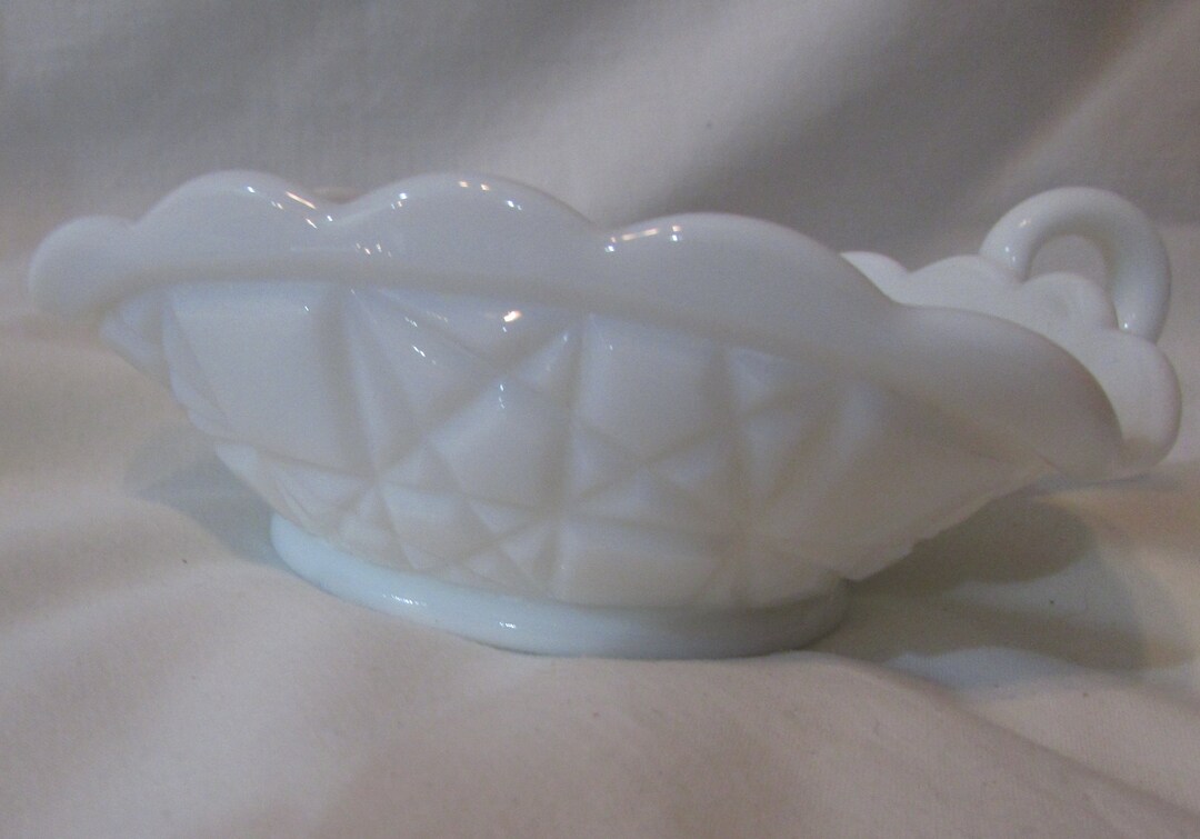 Vintage Diamond Quilt Pattern Milk Glass Nappy Dish Ruffled Edge Handle ...