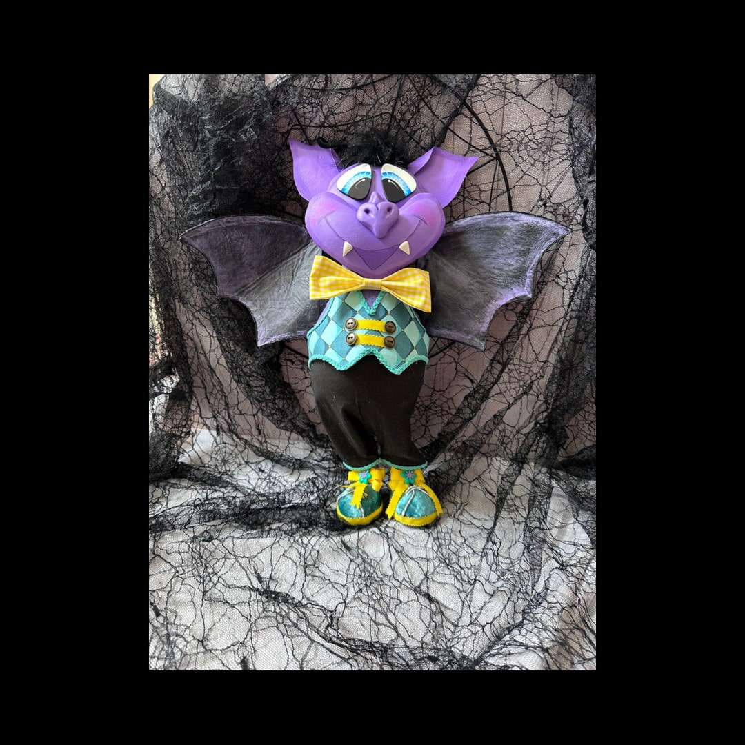 Boomerang the Bat, Bat Wreath Attachment, Halloween Wreath Attachment ...
