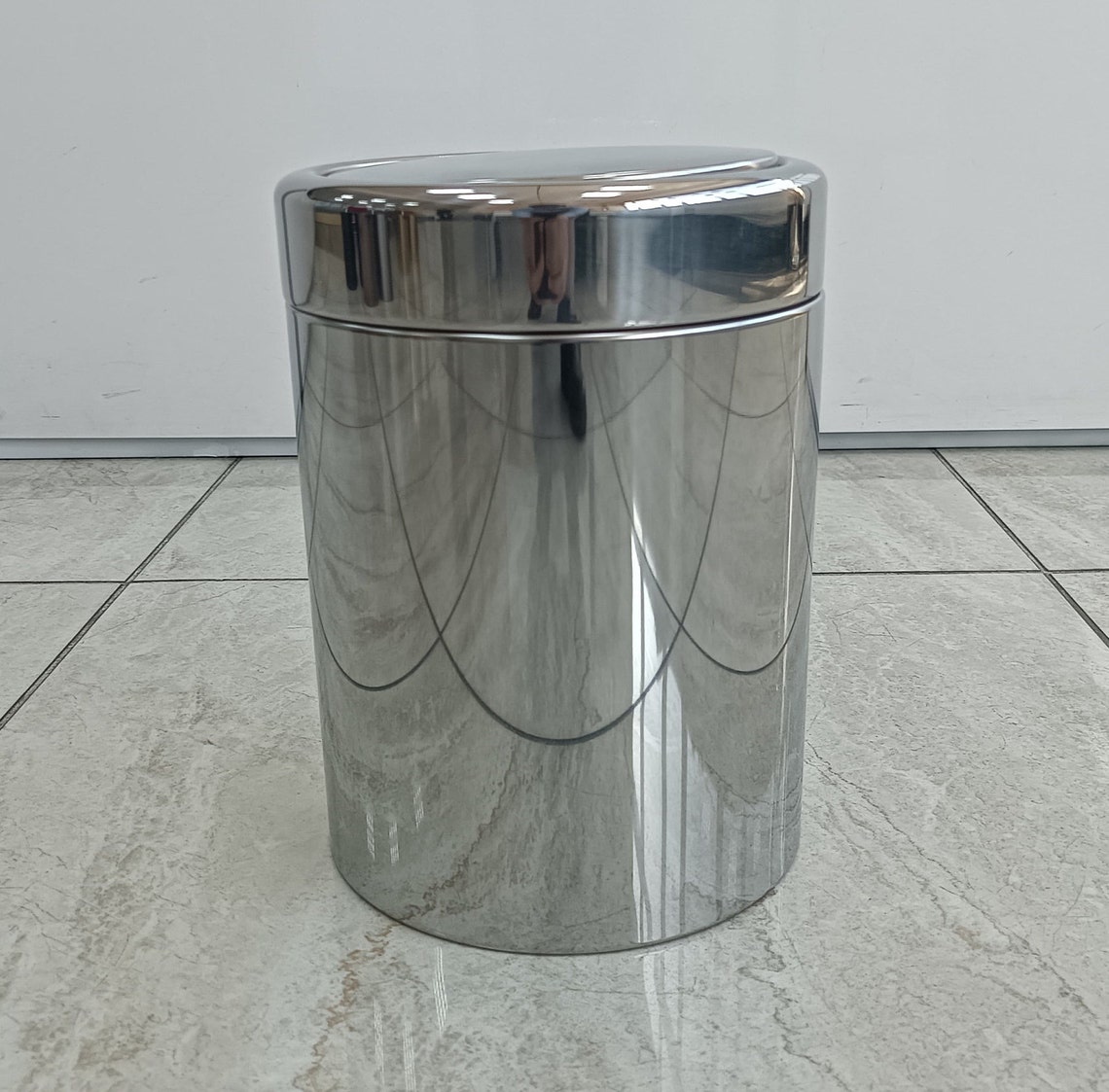 Polished Stainless Steel Swing Lid Trash Can – Chrome Luxury Bathroom ...