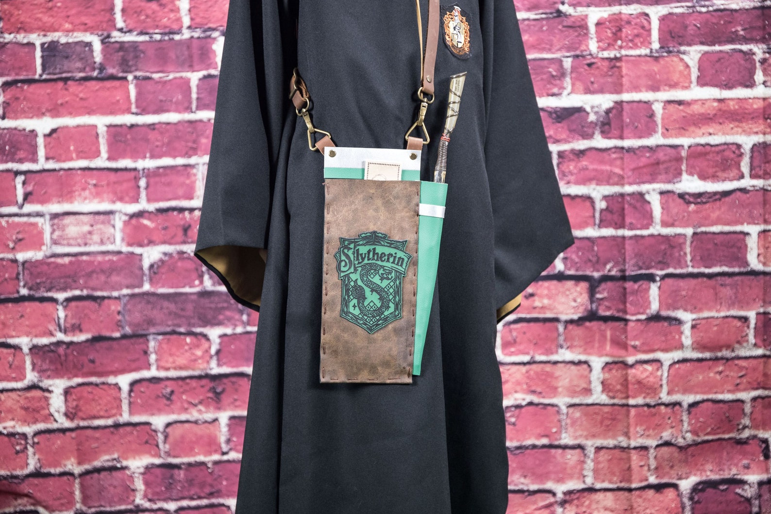 Harry Potter Wand Holder, Slytherin, Magic Satcheltm, Wand Holder for ...