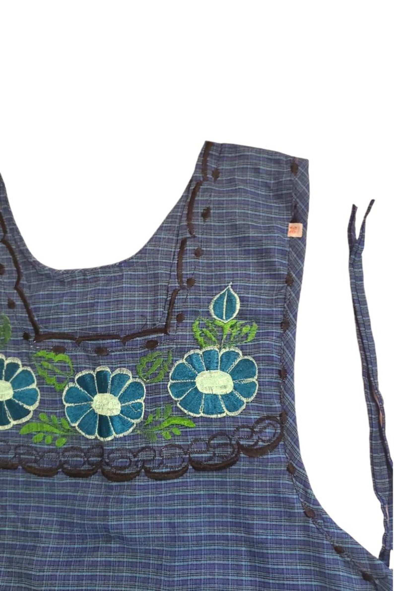 Traditional Mexican Apron for Women With Pockets and Beautiful Flower ...