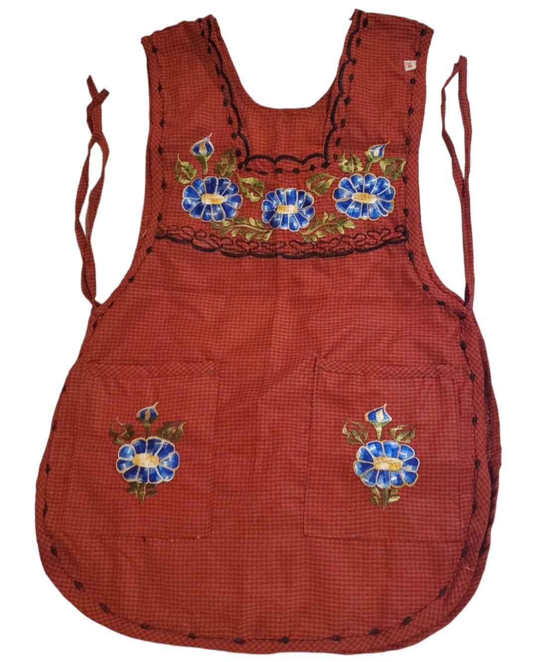 Traditional Mexican Apron for Women With Pockets and Beautiful Flower ...