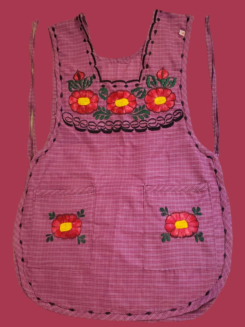 Traditional Mexican Apron for Women With Pockets and Beautiful Flower ...