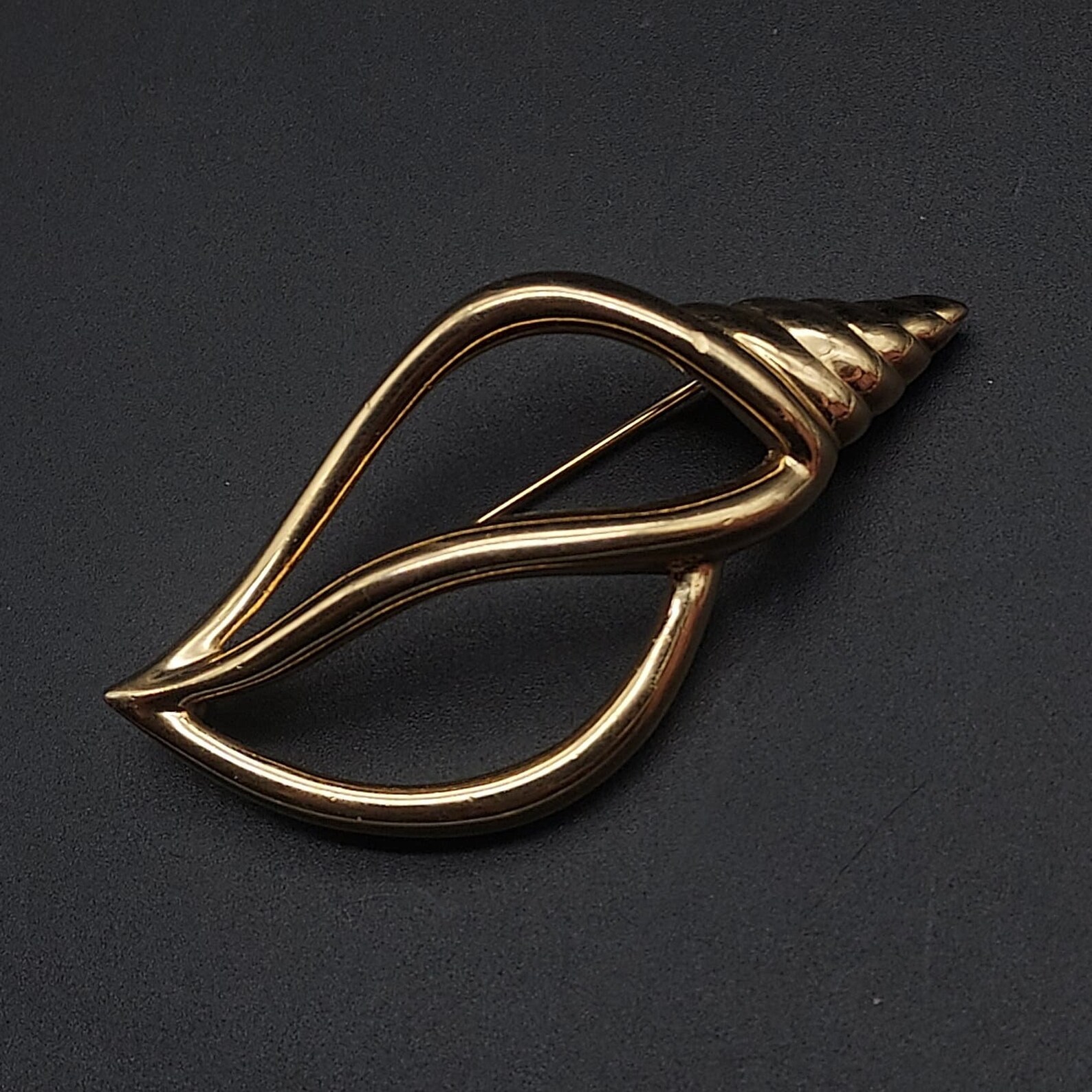 Trifari Gold Tone Sea Shell Brooch Beach Theme Conch Shell Vintage ...