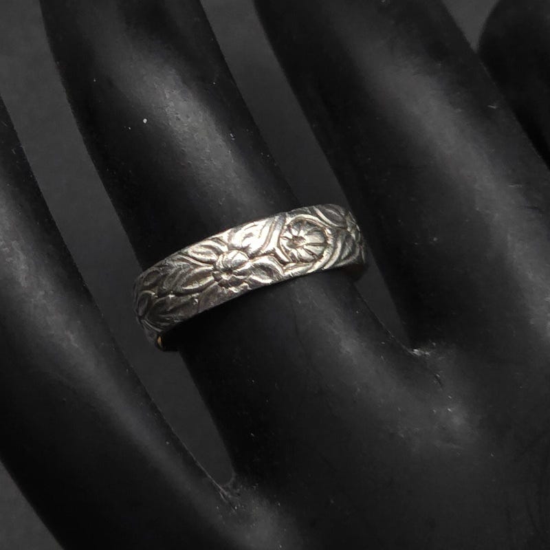 Floral Silver Ring - Etsy