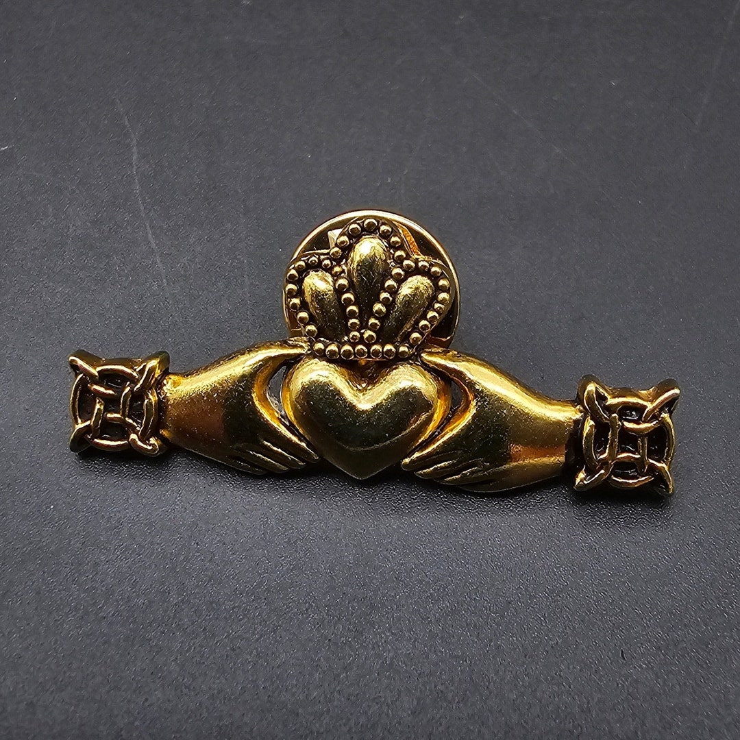 Gold Tone Claddagh Pin Irish Blessing Heart Hands Crown Friendship Love ...
