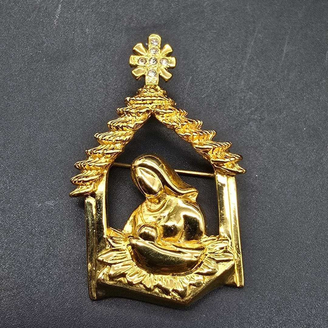 Butler Mother Mary Nativity Brooch Vintage Christmas Gold Tone ...