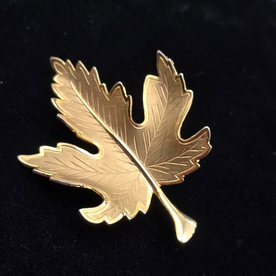 Vintage Gold Tone Leaf Brooch Fall Autumn Leaves Costume Jewelry - Etsy