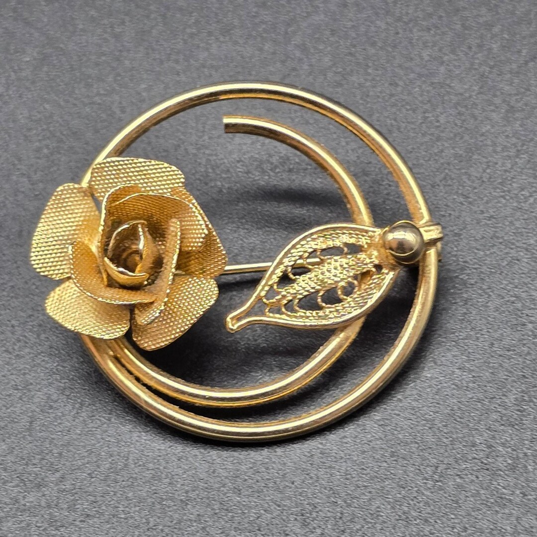 Sarah Coventry Flower Bloom Rose Brooch Gold Tone Mesh Filigree - Etsy