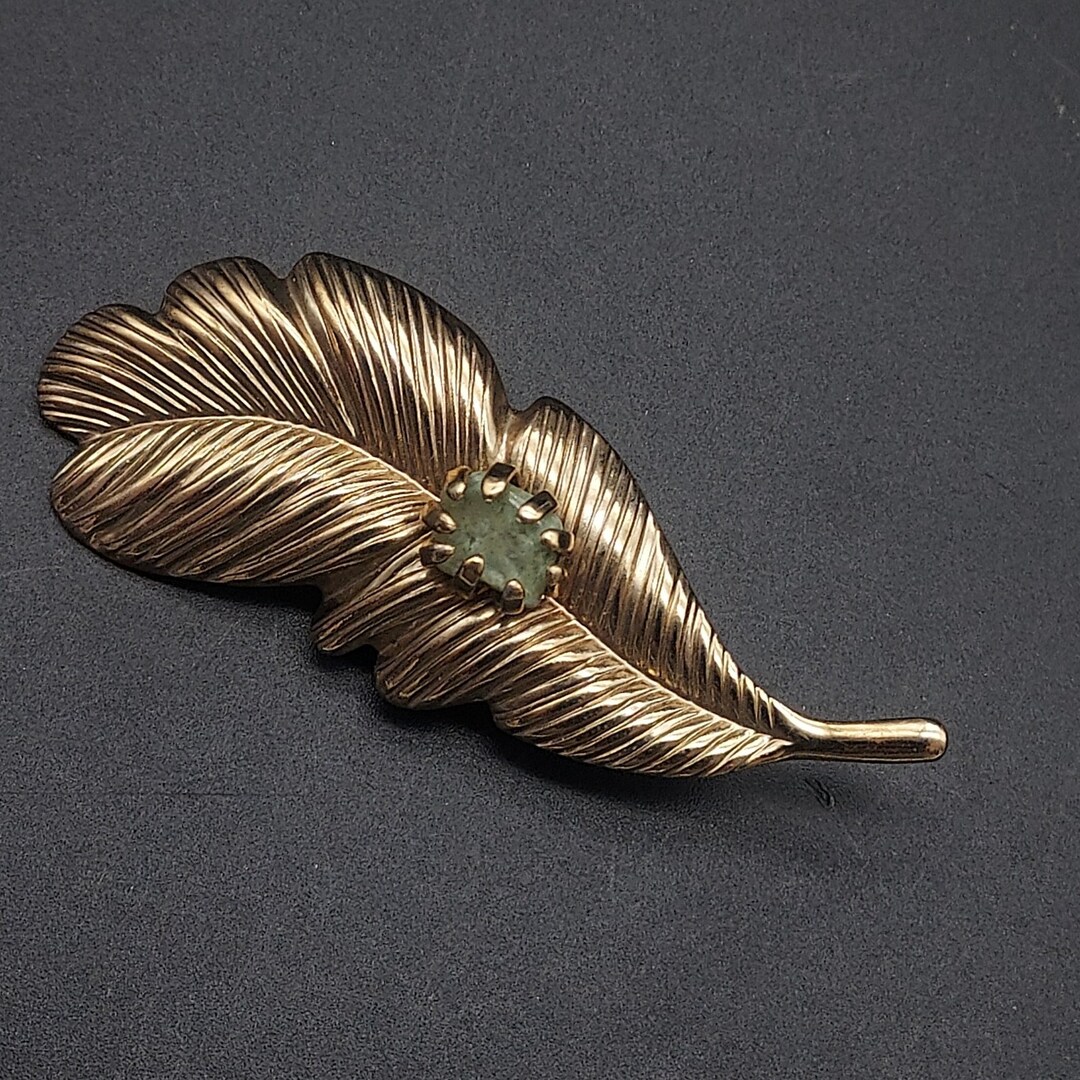 Gold Tone Leaf Green Gemstone Leaf Brooch Leaves Fall Theme Vintage ...