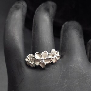 Sterling Silver Flower Ring 925 Three Flowers Cubic Zirconia ...