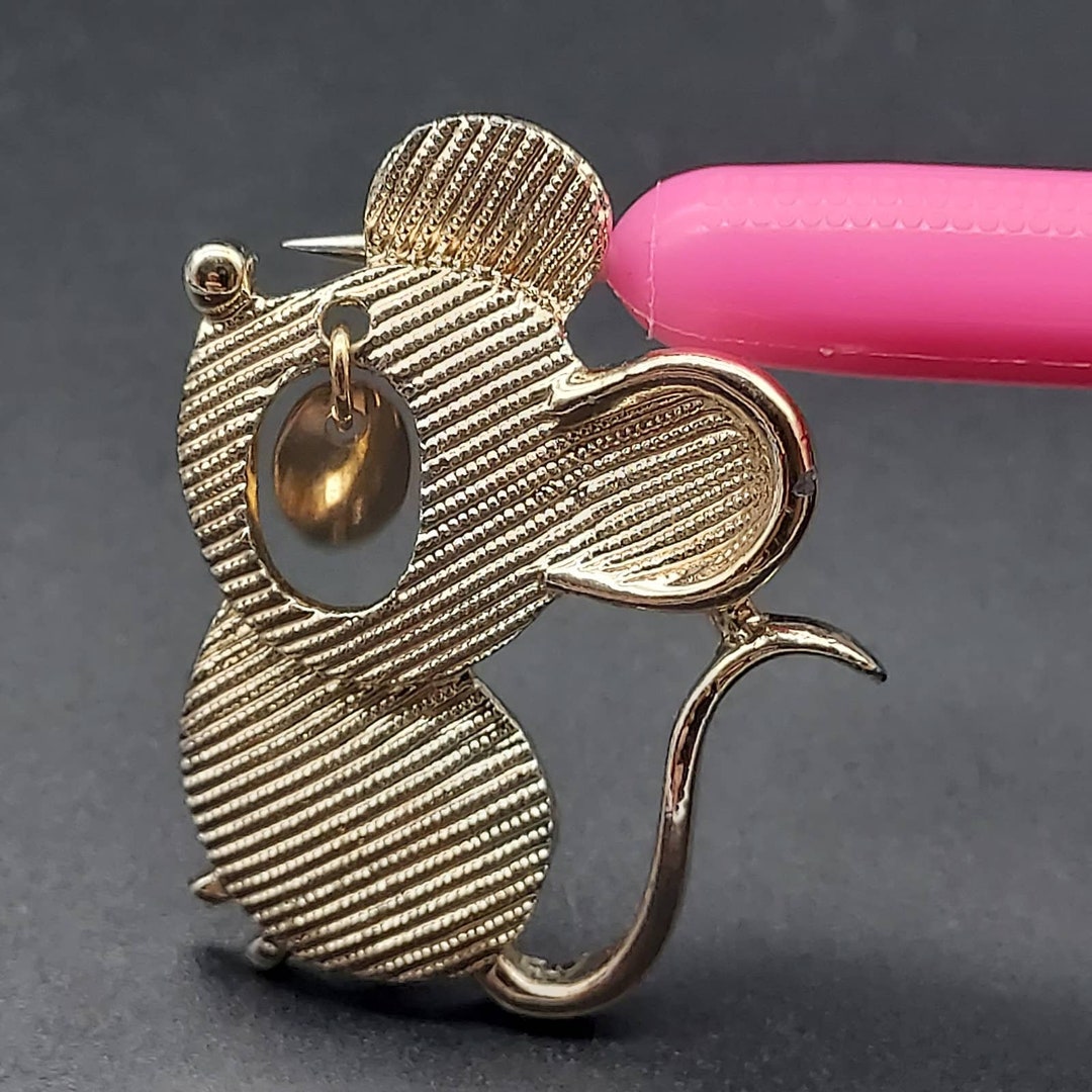 Vintage Sarah Coventry Mouse Brooch Gold Tone Mouse Rodent Rat Costume ...