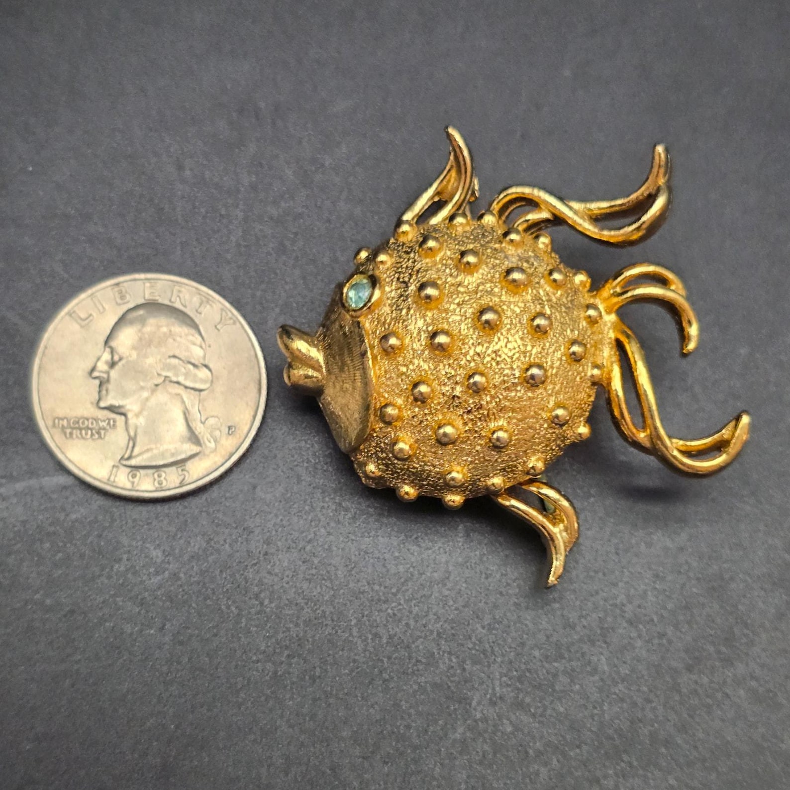 Fuller Brush Puffer Fish Perfume Brooch Gold Tone Green Rhinestone Eye ...