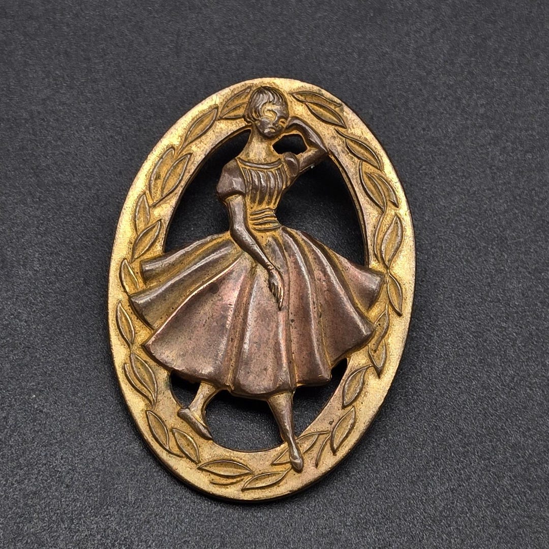 Singer Teenage Dress Making Award Pin Gold Tone Bronze Copper Tone - Etsy