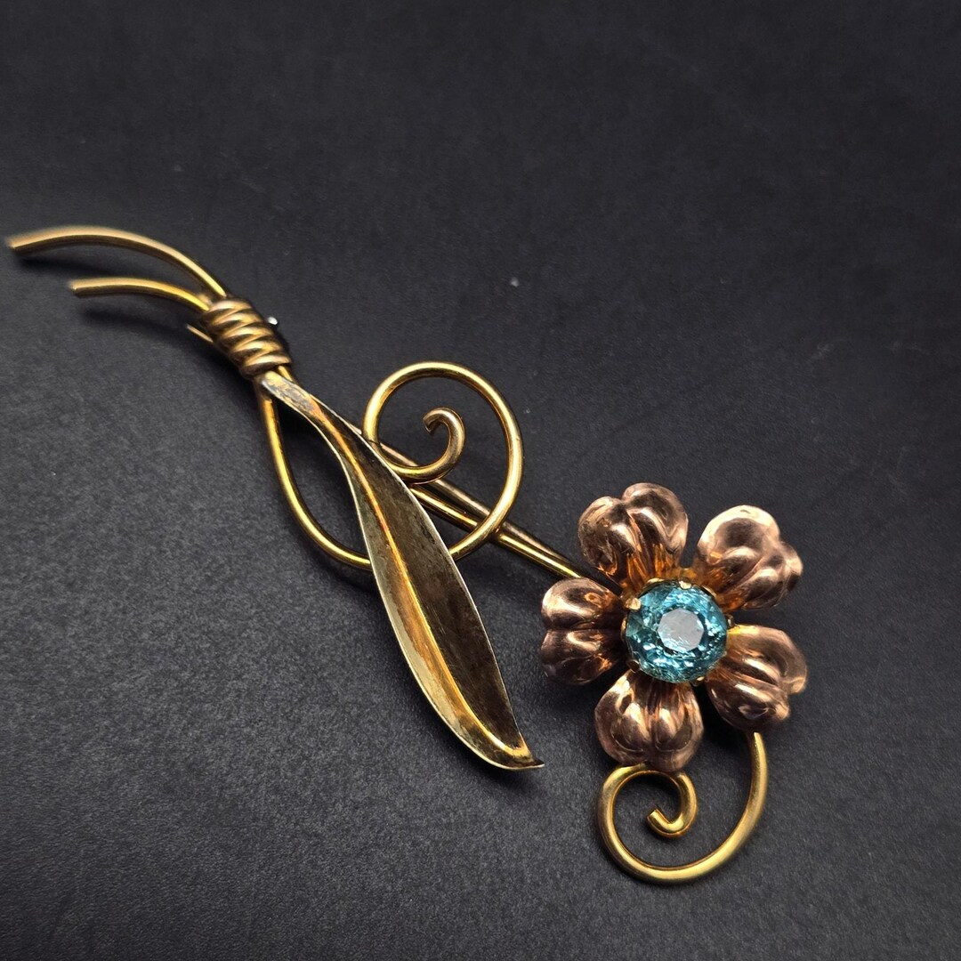 Van Dell 12K Gold Filled Flower Brooch Blue Rhinestone 31 - Etsy