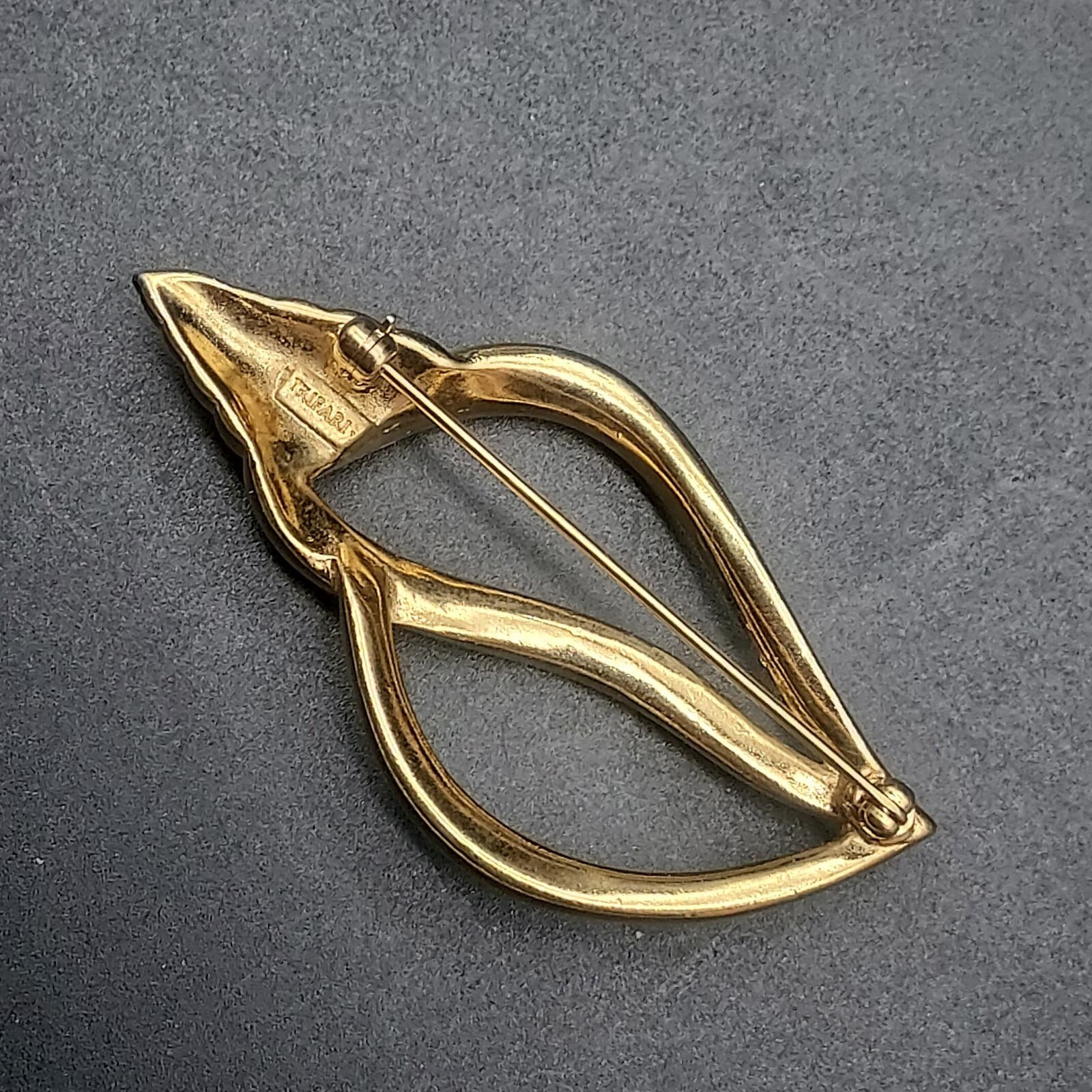Trifari Gold Tone Sea Shell Brooch Beach Theme Conch Shell Vintage ...