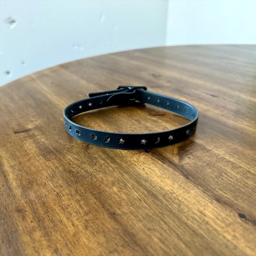 The Signature Moon & Stars Collar - Genuine Top-grain Leather - Etsy