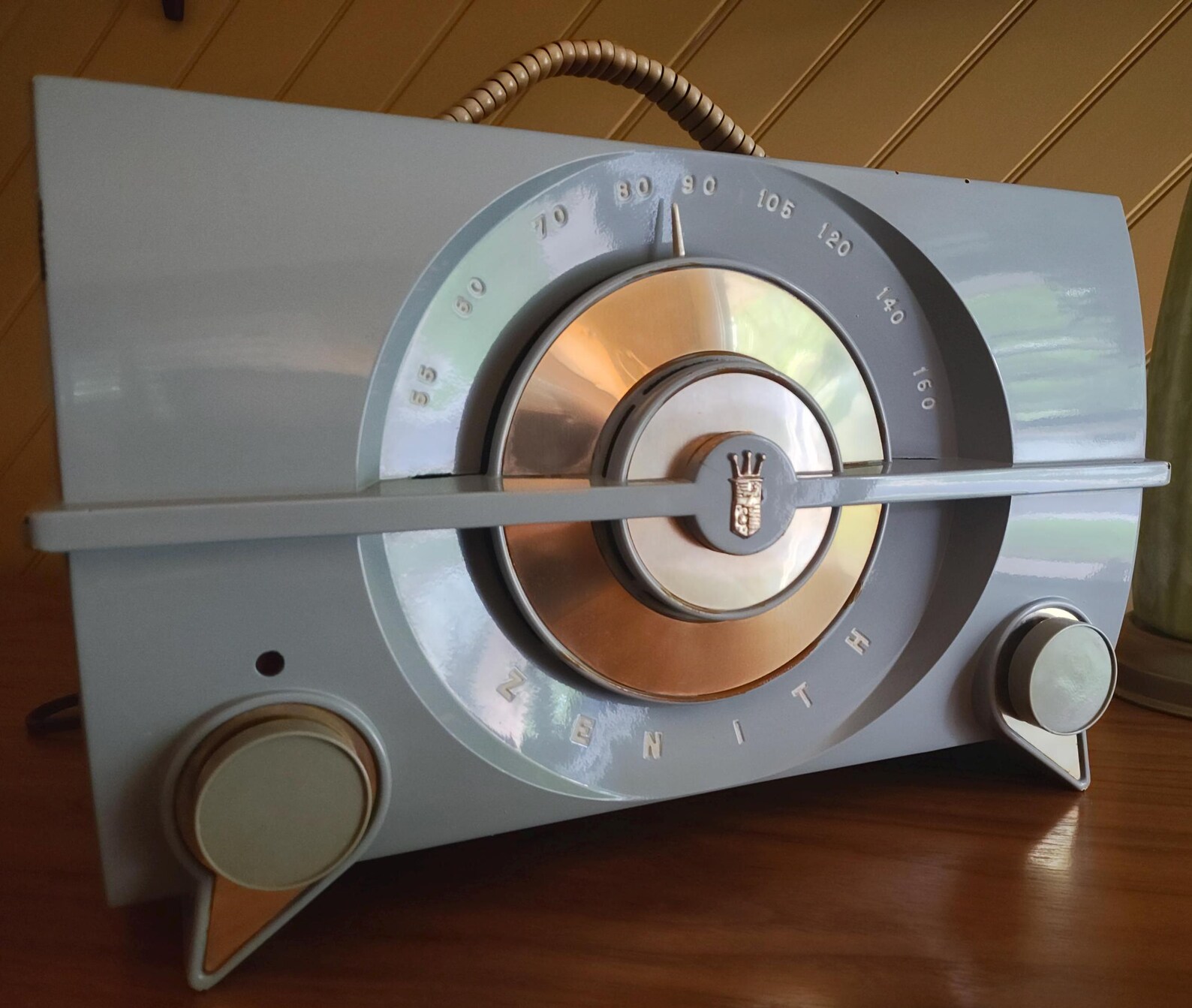 Hard-to-find 1950s Gray Zenith Radio With Handle: Now a Bluetooth ...