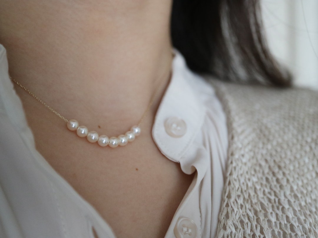 4mm Creamy Golden Japanese Akoya Pearl Floating Smile Pendant Necklace ...