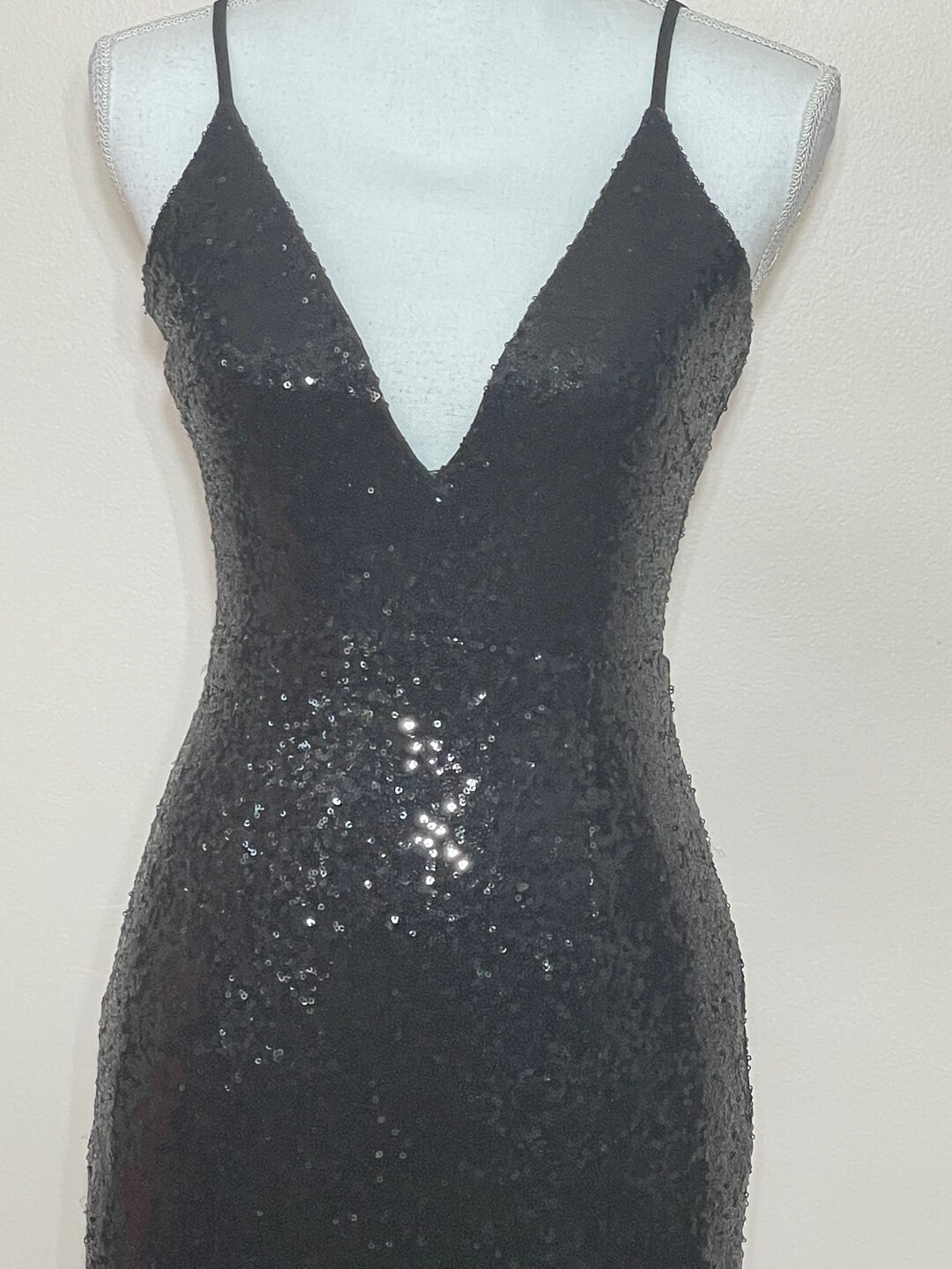 Black Sequin Gown With Plunging Neckline by Windsor Size 8-10 - Etsy