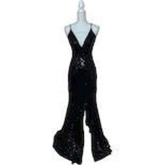 Black Sequin Gown With Plunging Neckline by Windsor S… - Gem