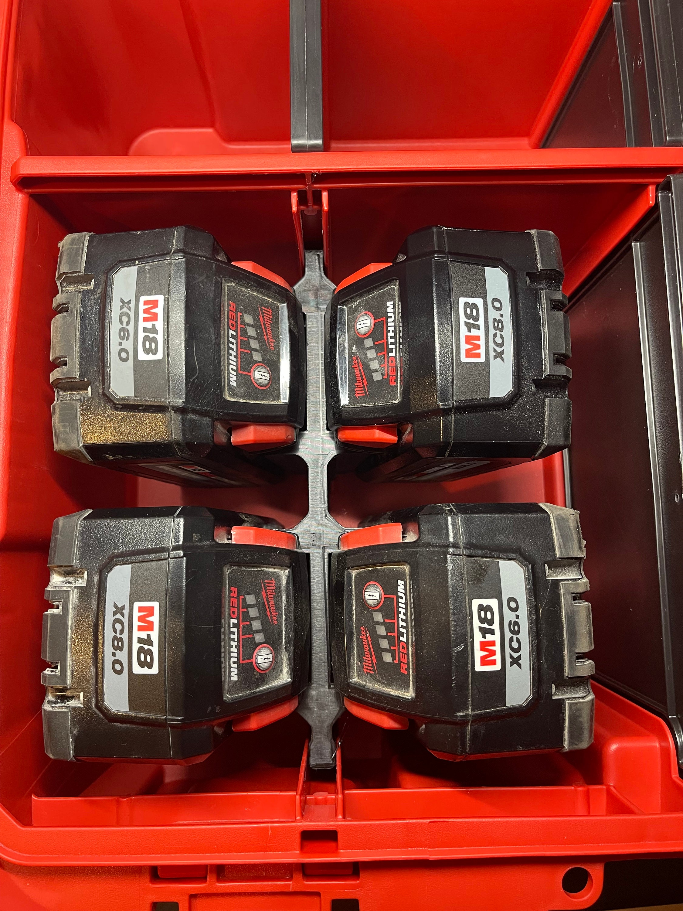 Milwaukee Deep Packout M18 Battery Holder (4 Battery) | Deep Organizer ...