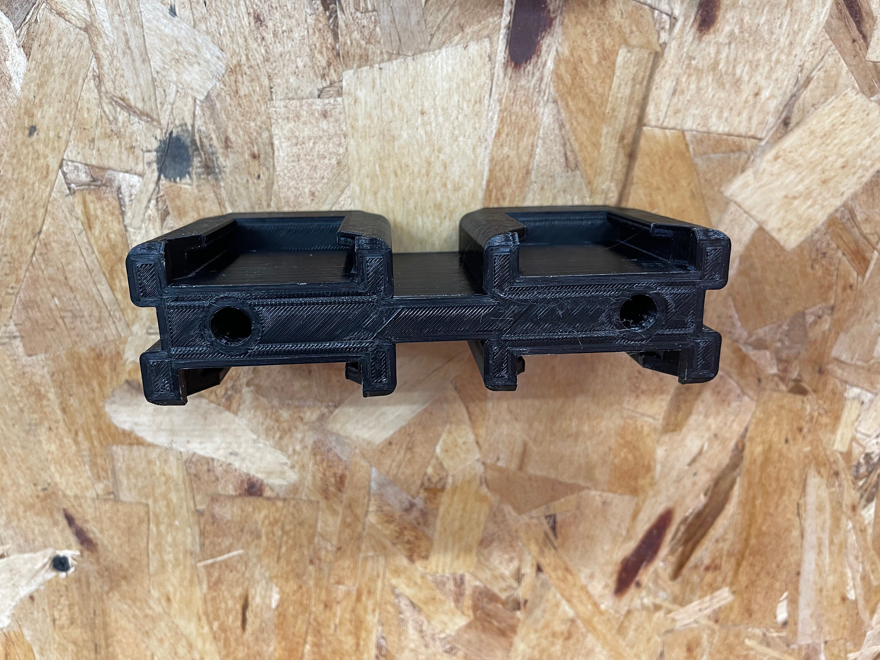 2-sided Milwaukee M18 Battery Mount/holder | M18 Battery Wall Mount ...
