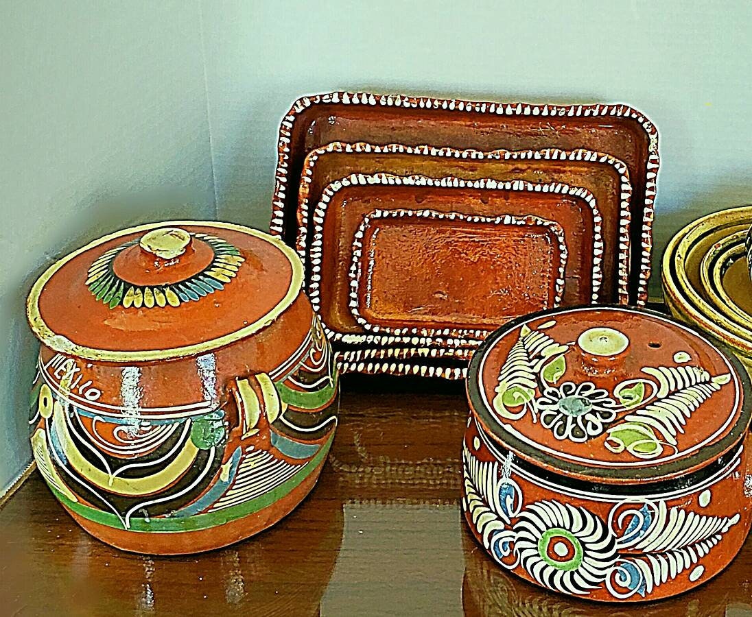 Vintage 1950's Mexican Bean Pot W/lid. Folk Art Style With Vibrant Hand ...