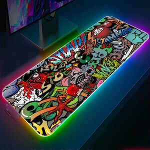 Cute Graffiti Gaming Desk Mat, RGB Gaming XXL Mousepad, Gaming Desk ...