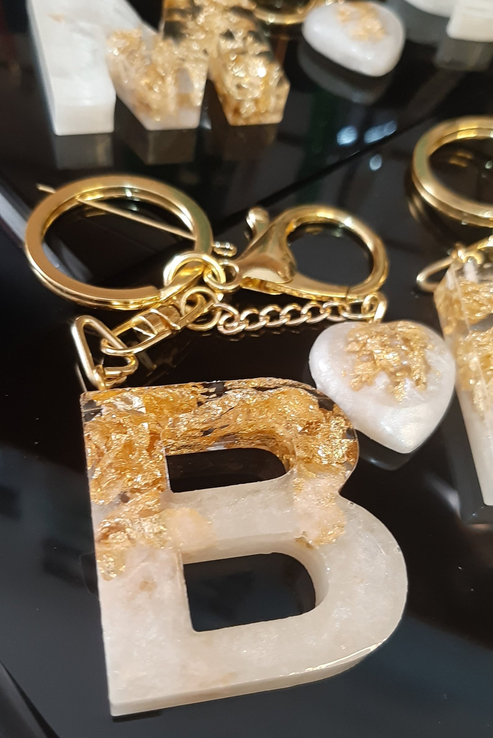 Personalized Epoxy Resin Letter Keychains, Custom Letter Keychain ...