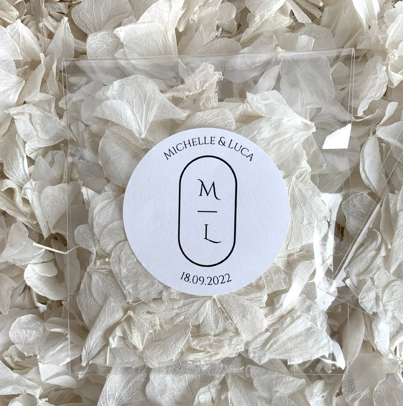 Snow White Hydrangea Biodegradable Wedding Confetti Packets Set of 10 ...