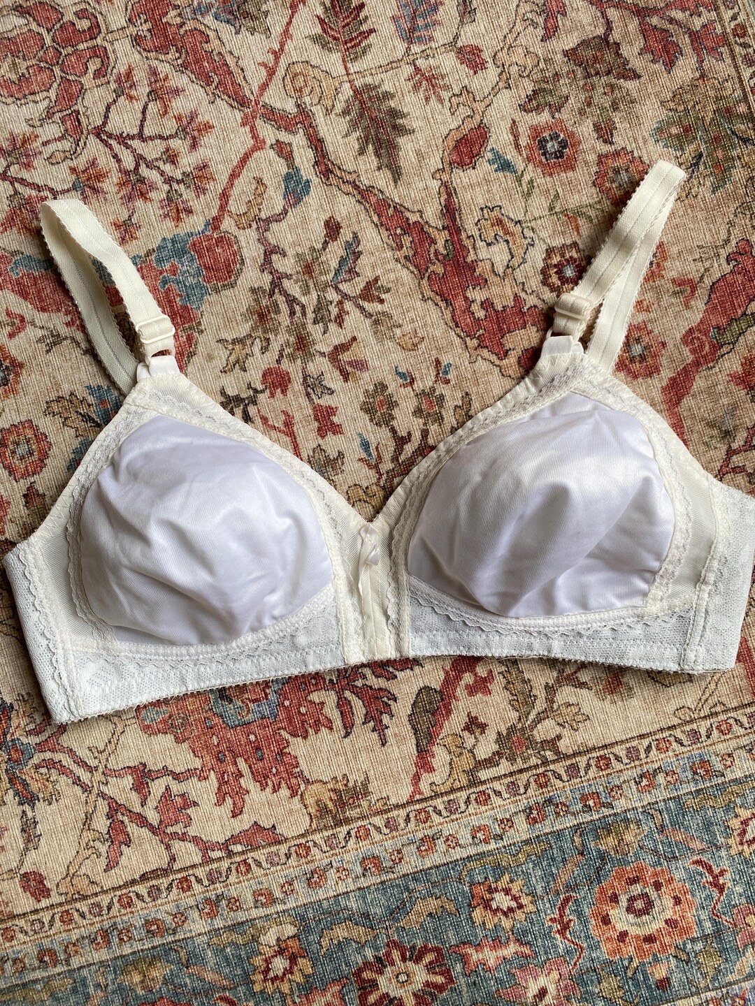 Vintage White 1970s/80s Playtex Bra - Etsy
