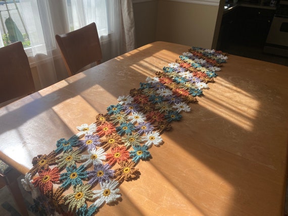 Flower Table Runner Crochet PATTERN - Etsy