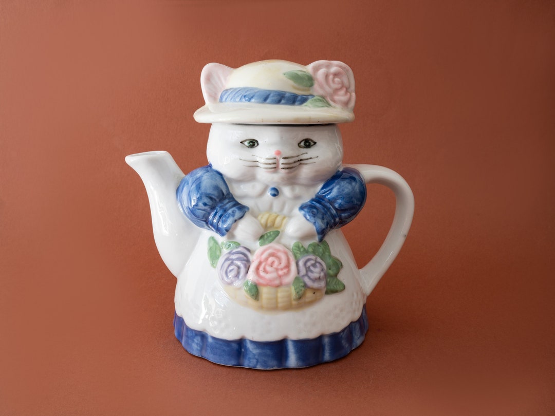 Cute Female Cat Teapot, Porcelain Multicolored Art Hand-painted Miss ...