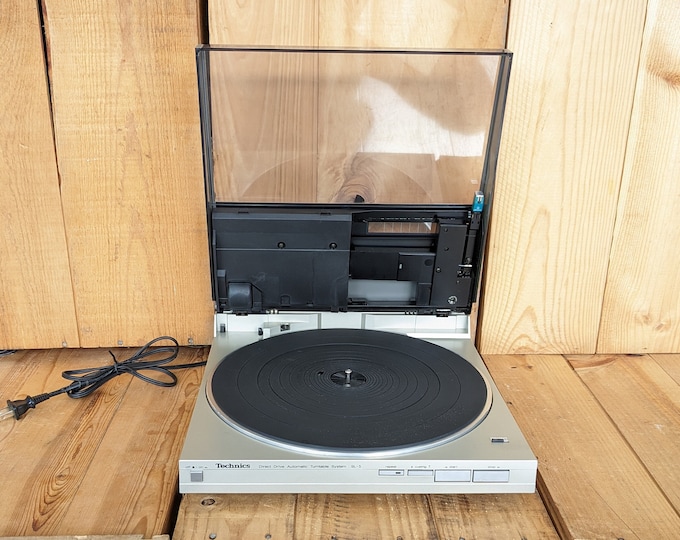 TECHNICS SL-5 Direct Drive Linear Tracking Automatic Turntable System ...