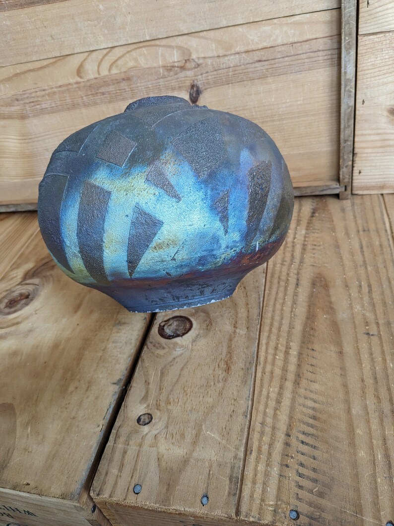 MARTY MARCUS Signed Studio Art Pottery Vase 9 Round. Textured Dual ...