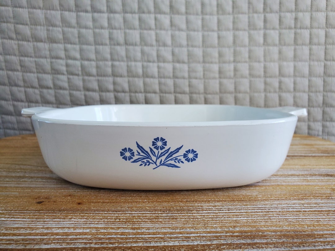 RARE UNTYPICAL BACKSTAMP Corning Ware 8 Inch P-9-B Casserole Dish Blue ...