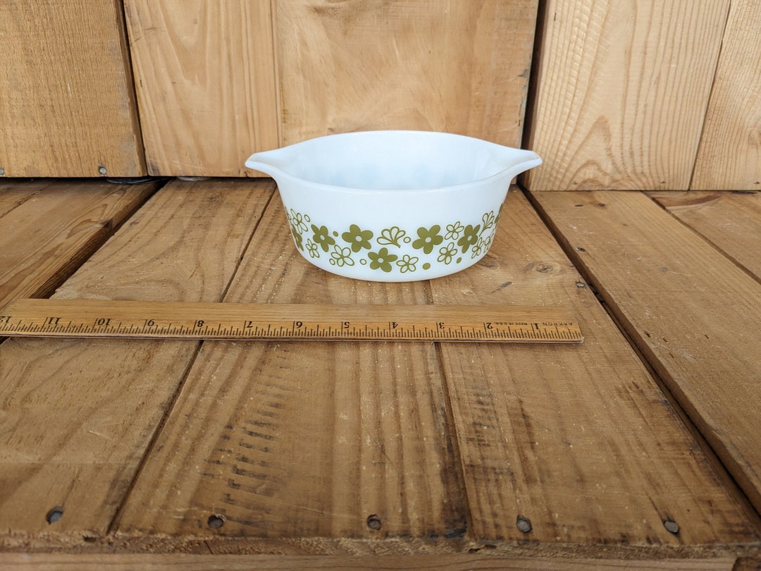 Vintage Pyrex 1.5 Pint #472 Crazy Daisy Spring Blossom Green on White ...