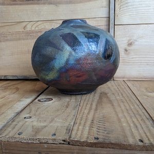 MARTY MARCUS Signed Studio Art Pottery Raku Vase 9 Round. Textured Dual ...