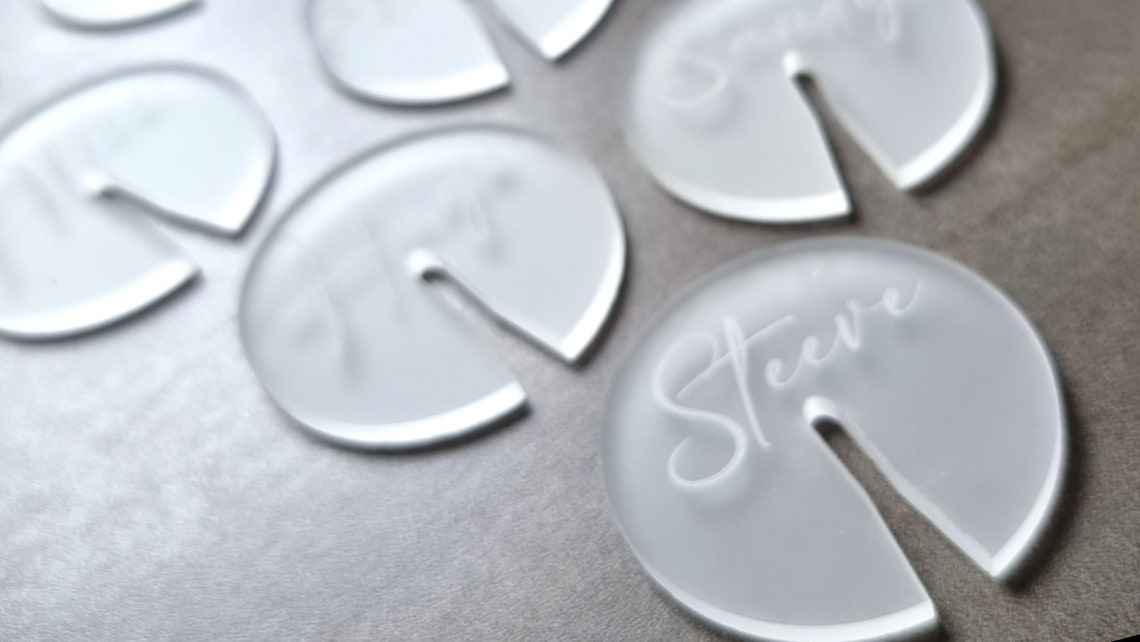 Marque verre marque place en plexi sablé avec gravure du - Etsy France