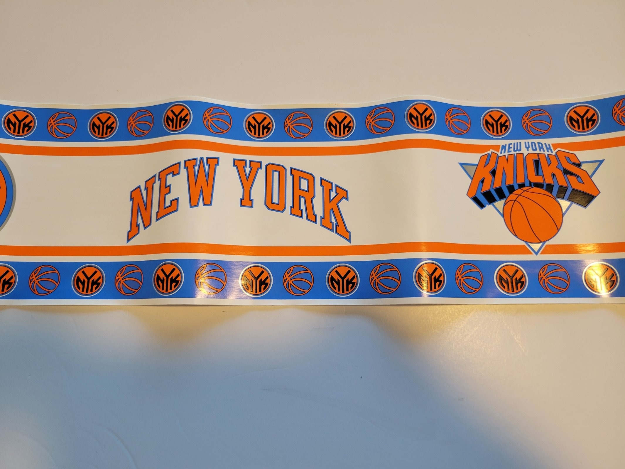 New York Knicks NBA Peel & Stick Wallpaper Border. 5'' X 15'. NEW - Etsy