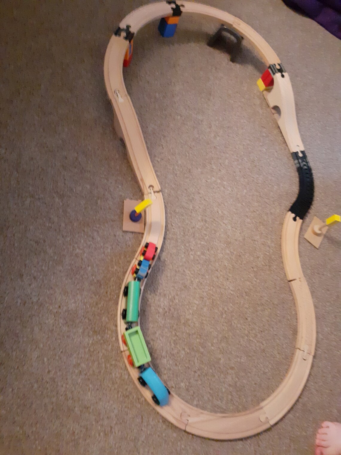 Flexible Track for Wooden Train Set. Bendable, Compatible With Brio ...