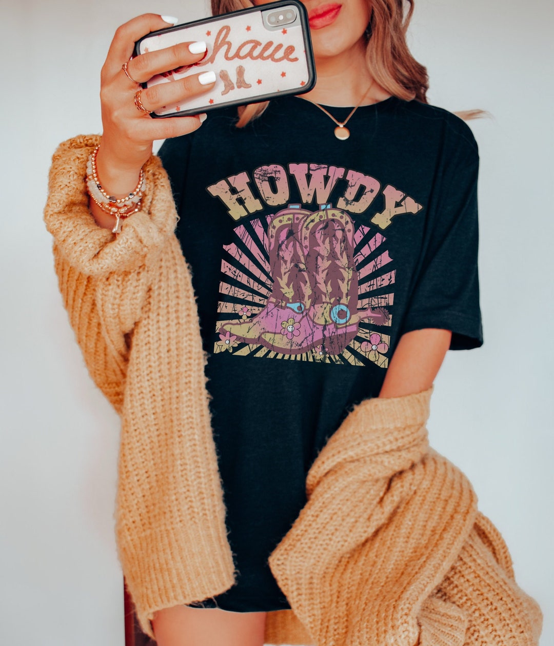 Retro Howdy Tshirt Howdy Cowboy Tee Cowgirl Boho Tee Western Graphic ...