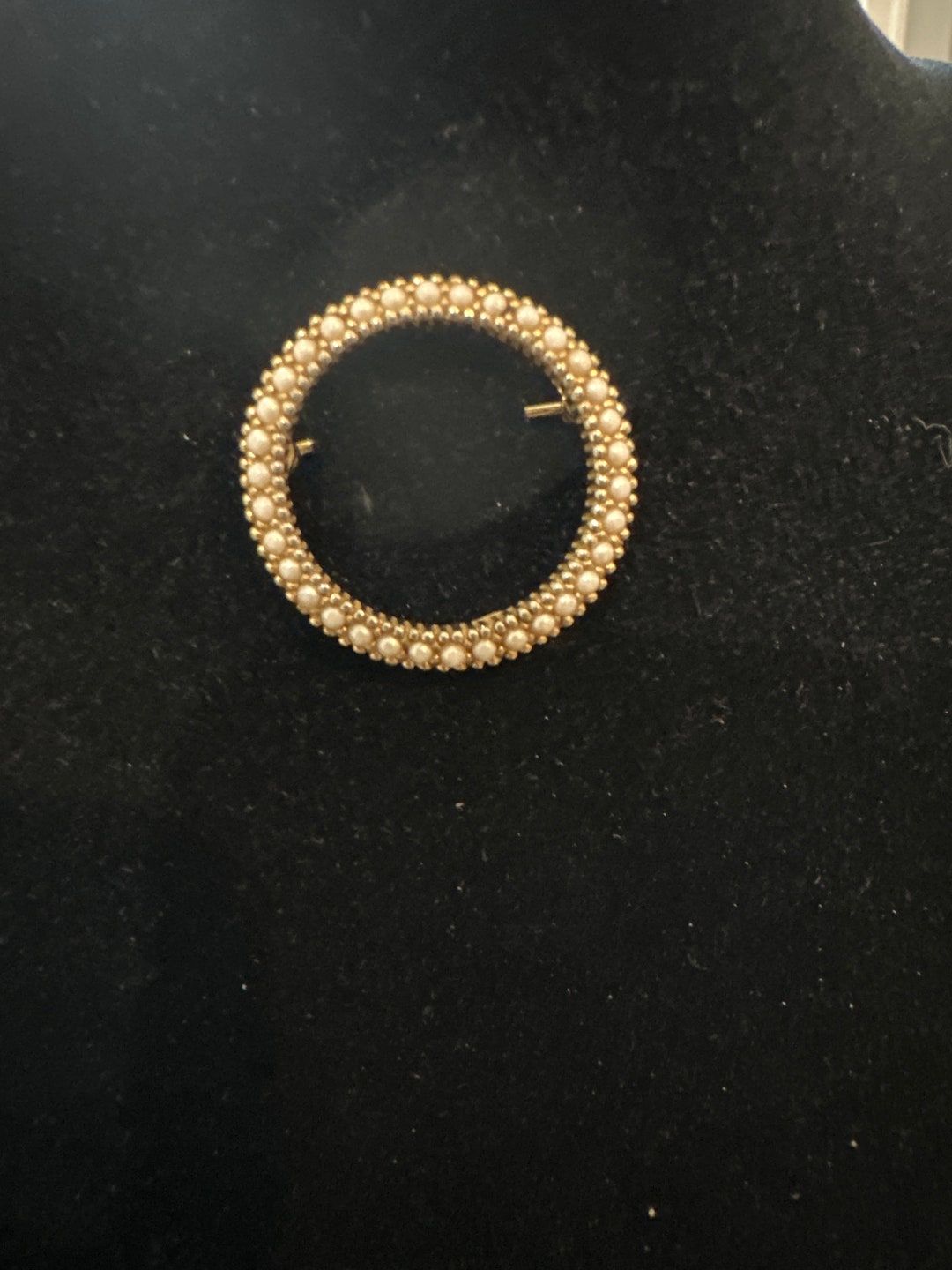 Ciner Signed Circle Gold and Pearl Pin - Etsy